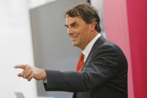 Tim Draper Bio: A Billionaire Who's Not Afraid of Failures - Business ...