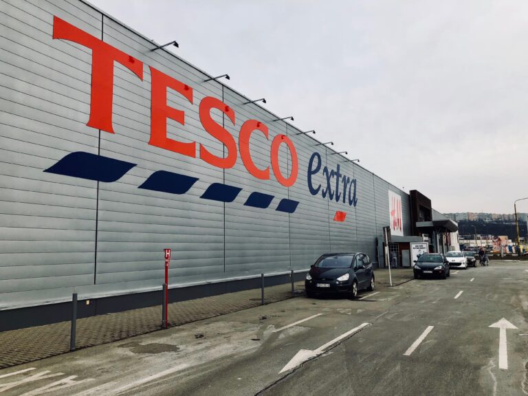 Tesco SWOT Analysis - The Retailer's Weaknesses and Threats - Business ...